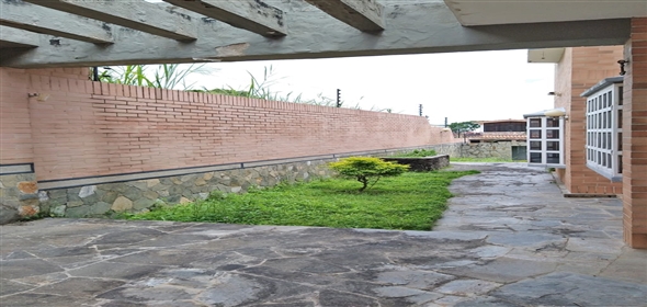 El Parral Urbanization - Urbanización El Parral Valencia Carabobo, 2001 ...